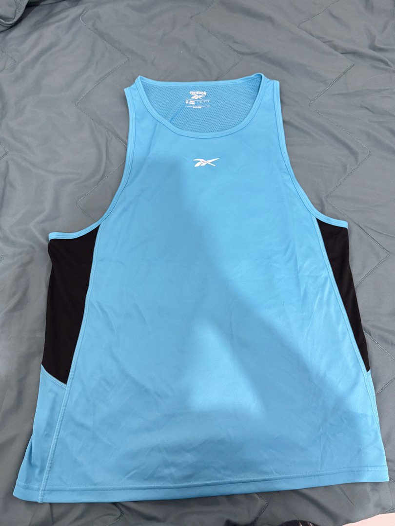 Reebok Dri-Fit, Olah Raga, Baju Olahraga di Carousell