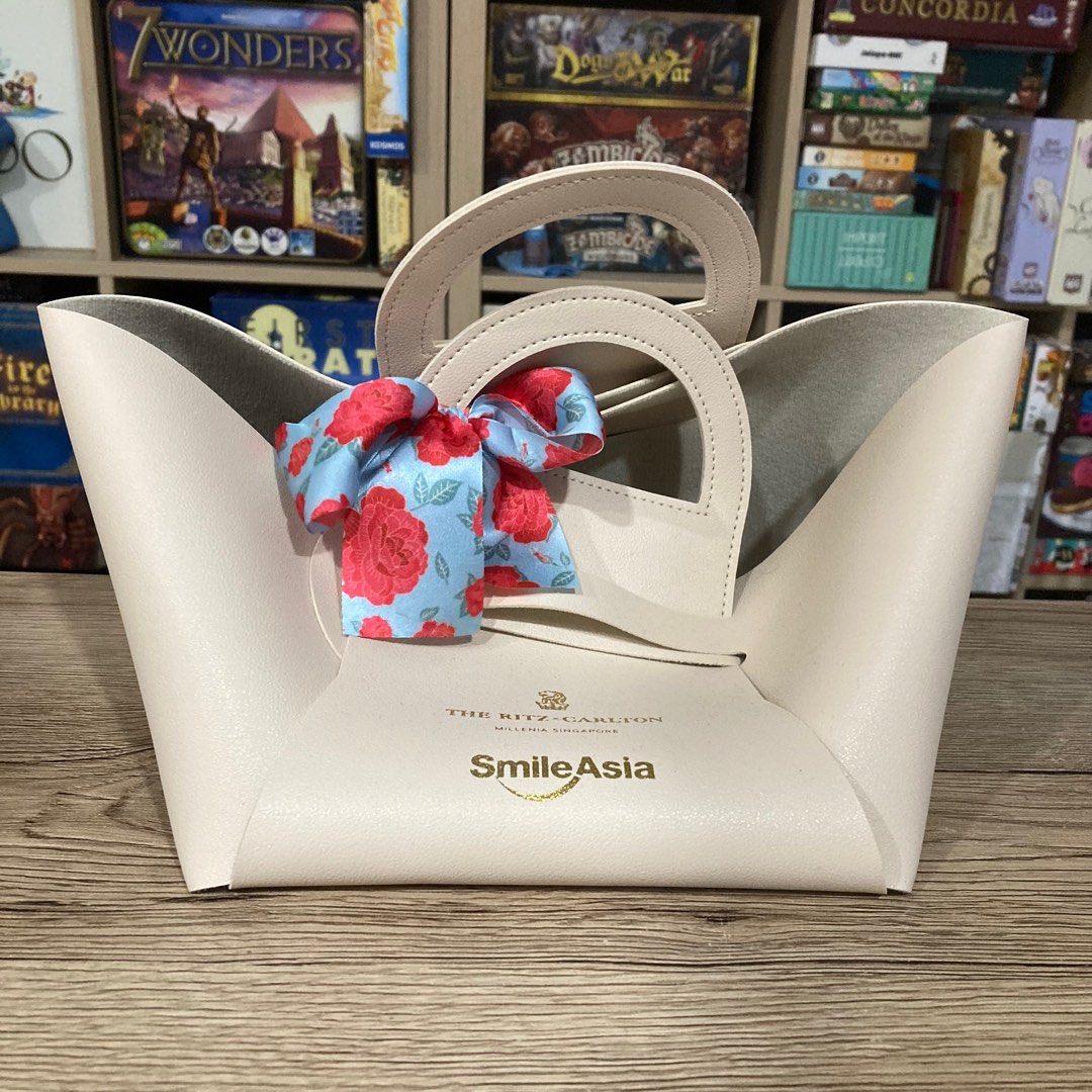 Ritz-Carlton Smile Asia Bag, Women's Fashion, Bags & Wallets, Purses ...