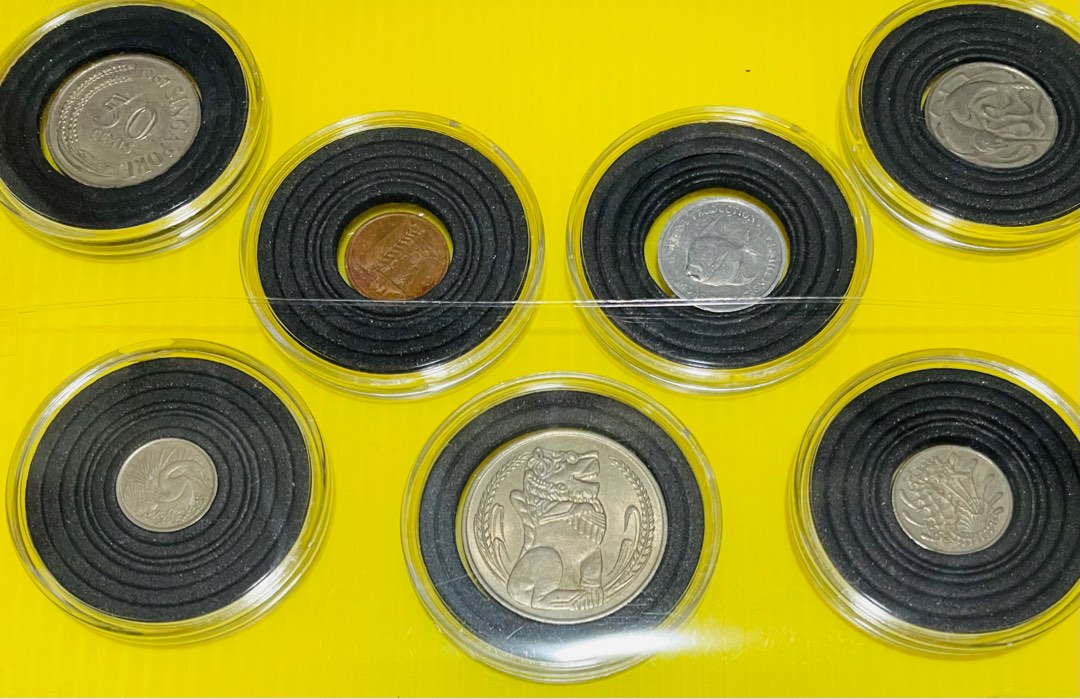 Singapore Merlion dollar coin, Hobbies & Toys, Memorabilia ...