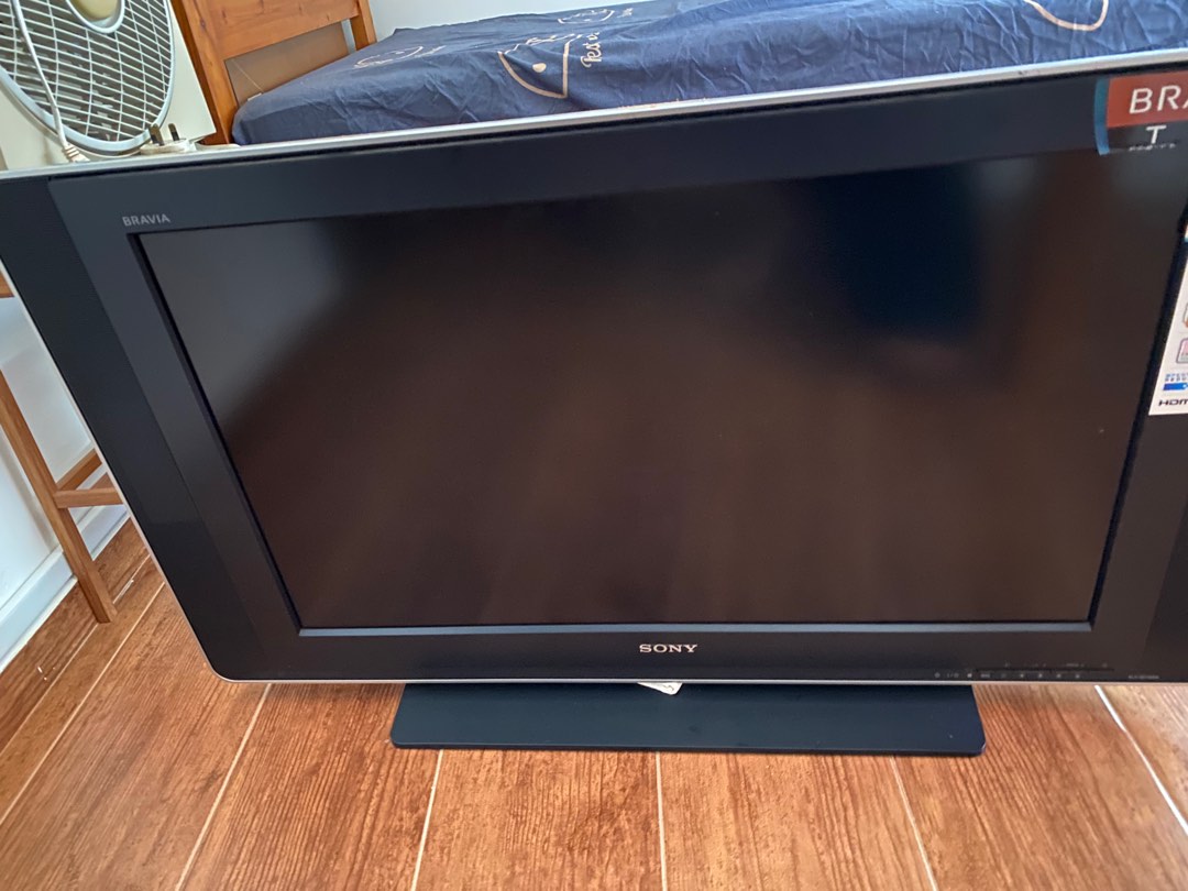 Sony LCD TV with remote control, TV & Home Appliances, TV ...