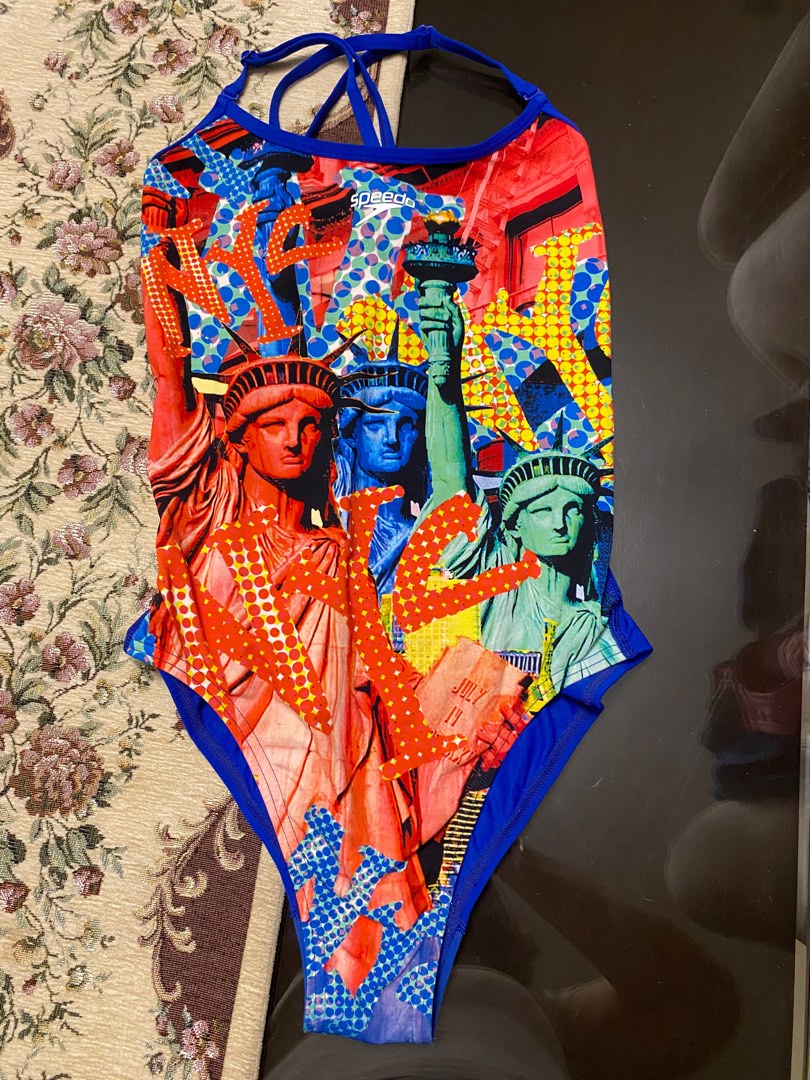 Speedo training swimsuit, Women's Fashion, Swimwear, Bikinis ...