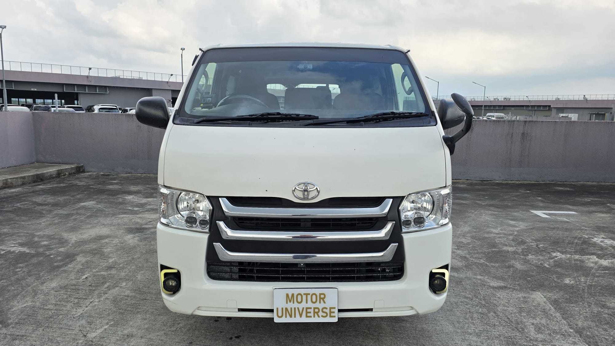 TOYOTA HIACE 3.0 DX DIESEL TURBO MT 2WD LGV, Cars, Commercial Vehicles ...