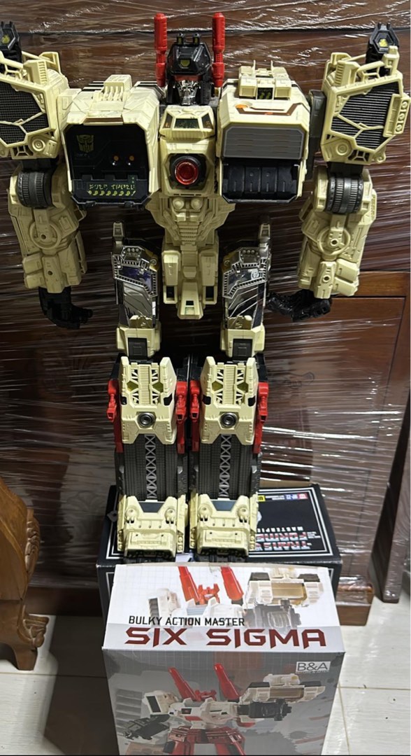 Transformers Generation: Metroplex & Six Sigma, Hobbies & Toys, Toys ...
