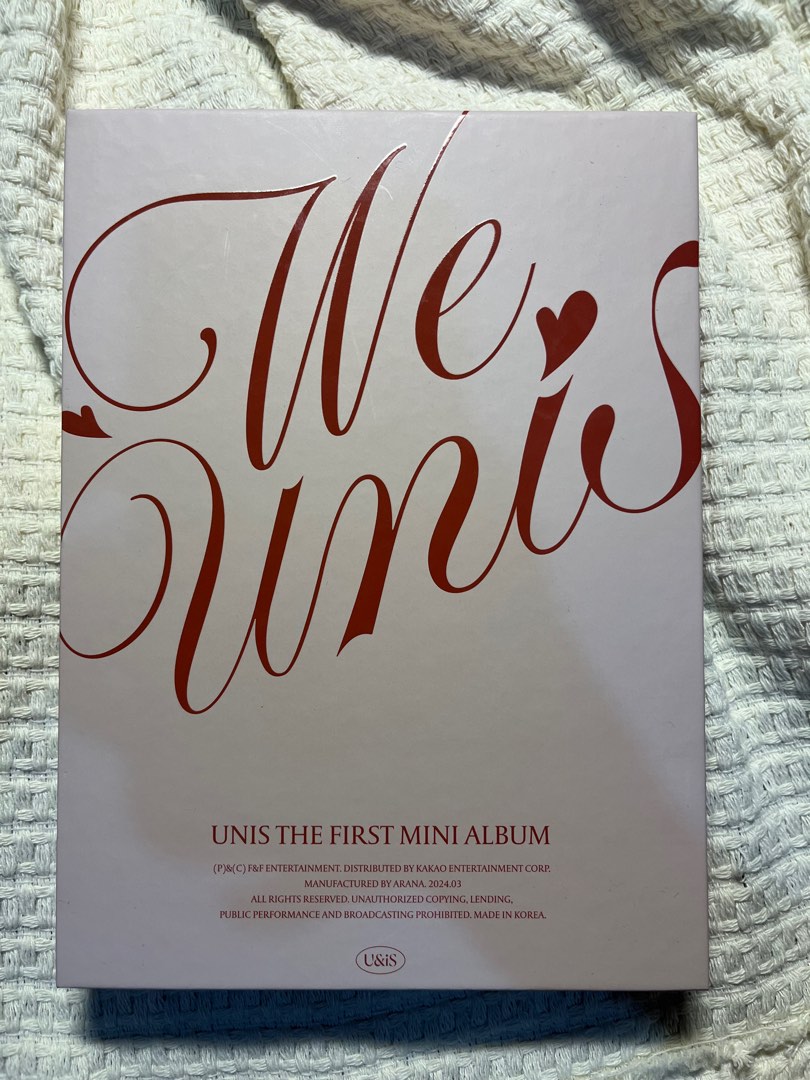 UNIS ALBUM (Unis The First Mini Album), Hobbies & Toys, Music & Media ...