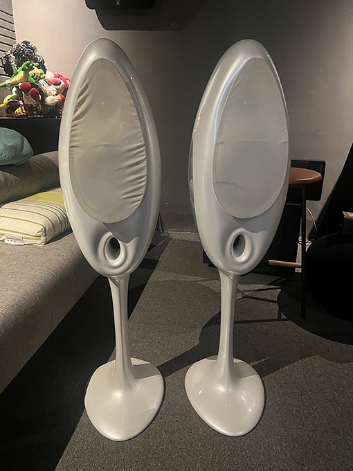 Vivid Audio Oval V1.5 Floorstanding Speakers, 音響器材, Soundbar、揚聲器、藍牙喇叭、耳擴 - Carousell