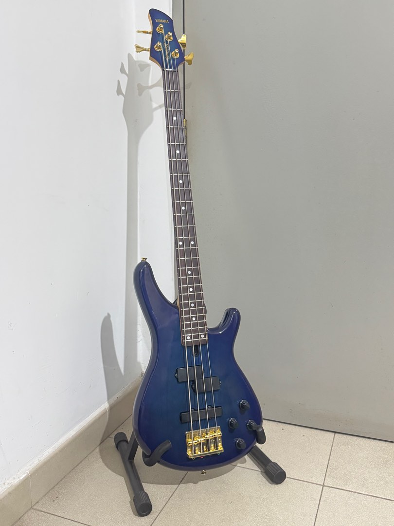 1990s Yamaha Motion MB-50 Short Scale Bass Guitar (MINT CONDITION ...