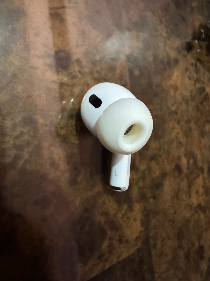 AirPods Pro Gen 2 left buds Type c(madami stock), Audio, Earphones on ...