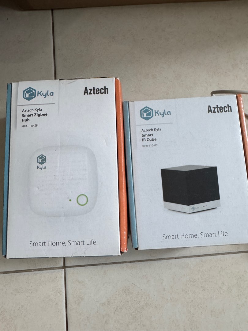 Aztech Kyla Smart Zigbee Hub and Smart IR Cube, TV & Home Appliances, TV & Entertainment ...