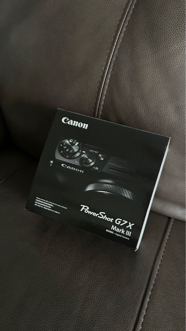 Canon G7x Mark iii (Silver), Photography, Cameras on Carousell