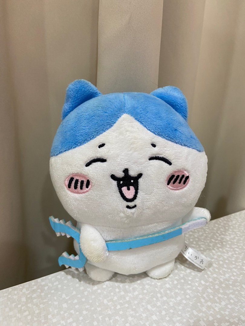 Chiikawa Hachiware Yaa! Fighting Pose plush, Hobbies & Toys, Toys ...
