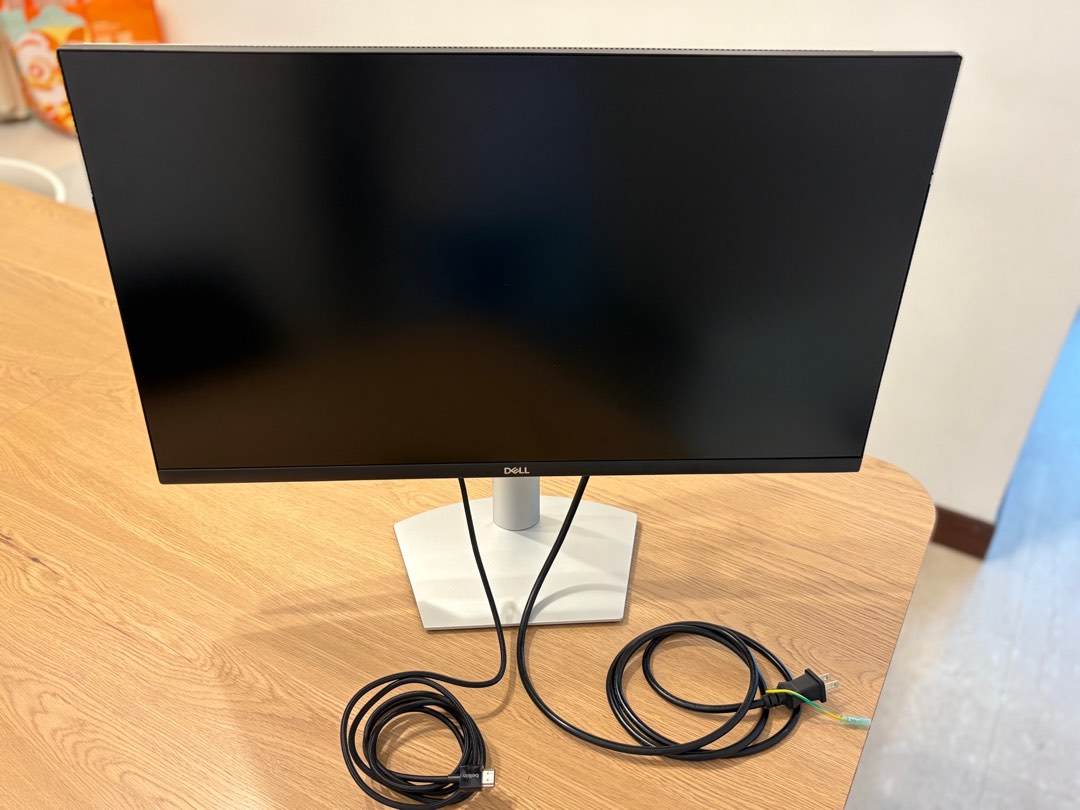 Dell Monitor - 27” inch - Excellent Condition, Computers & Tech ...