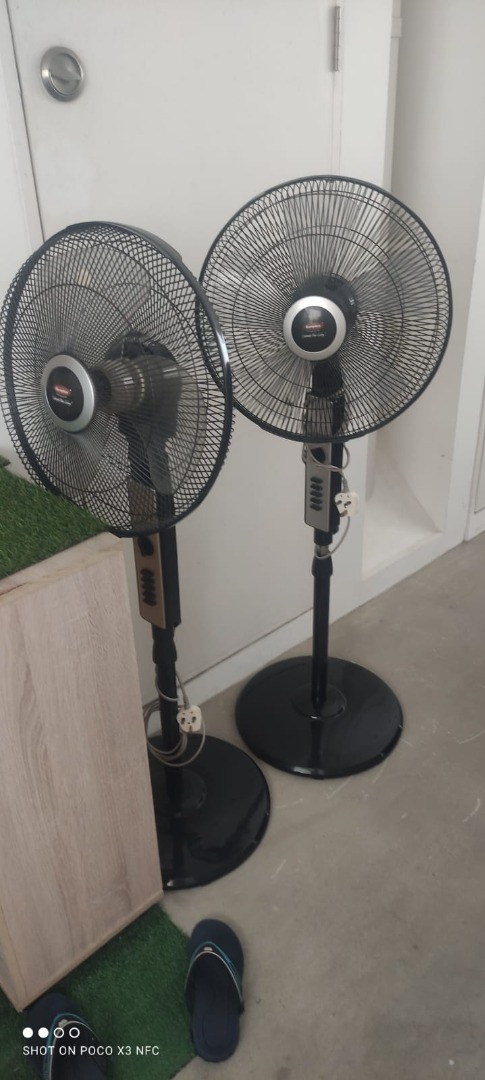 EUROPACE 16" Inch Standing Fan with Oscillating turning function - 4 ...