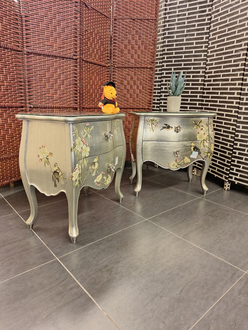 Hollywood Homes Silver Wooden and Glass Top Bedside Table with Floral ...