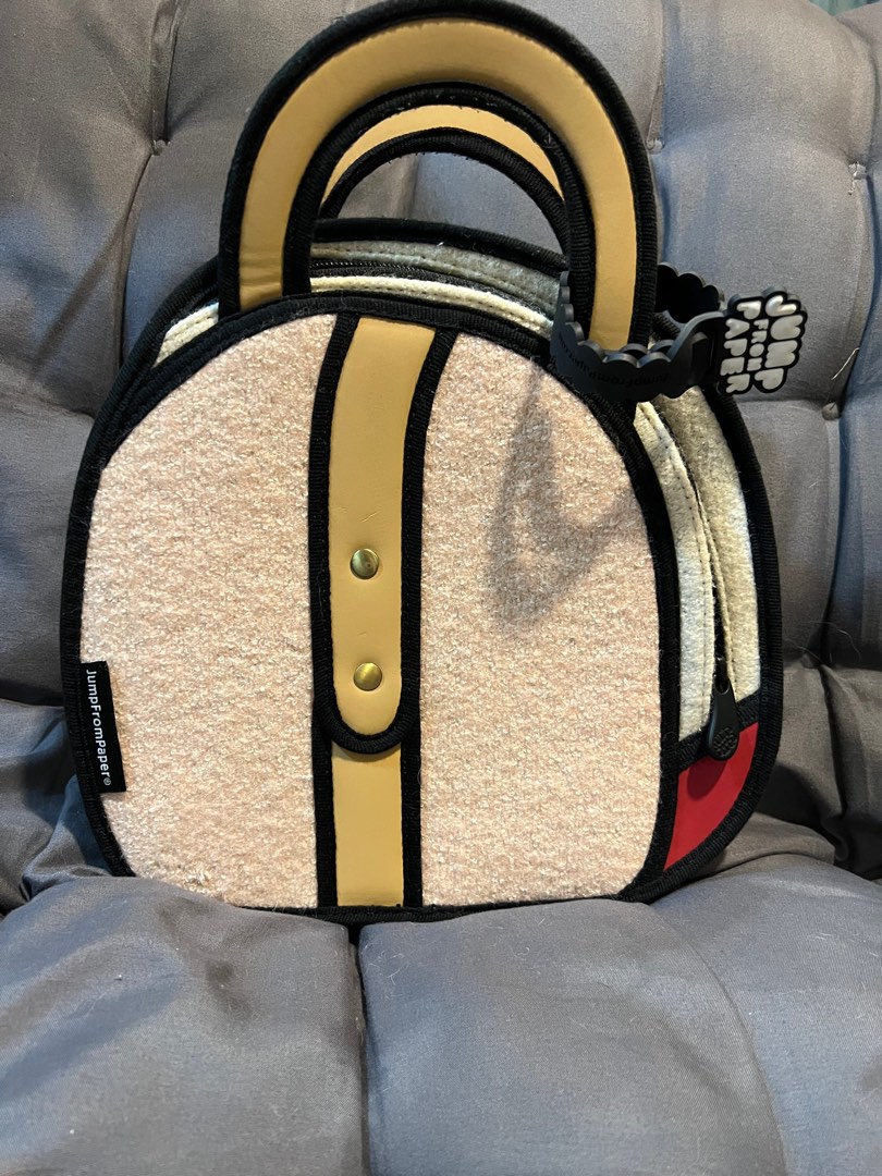 Jump from paper Bag 2D effect cartoon handbag, Women's Fashion, Bags ...