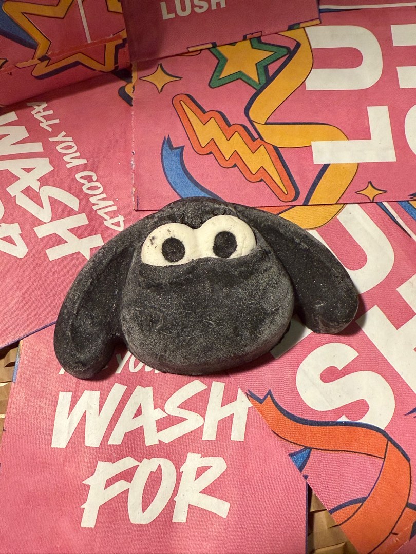 Lush x Shaun The Sheep (Sleepy Timmy) Bubble Bar, Beauty & Personal ...