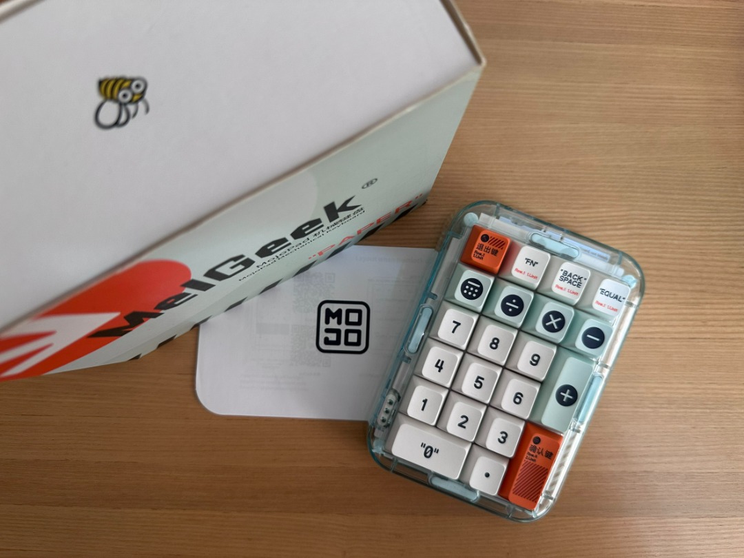 MelGeek MOJO Pad Plastic 數字鍵盤 文青 九成新, 電腦及科技產品, 電腦周邊產品, 電腦鍵盤及相關產品在旋轉拍賣