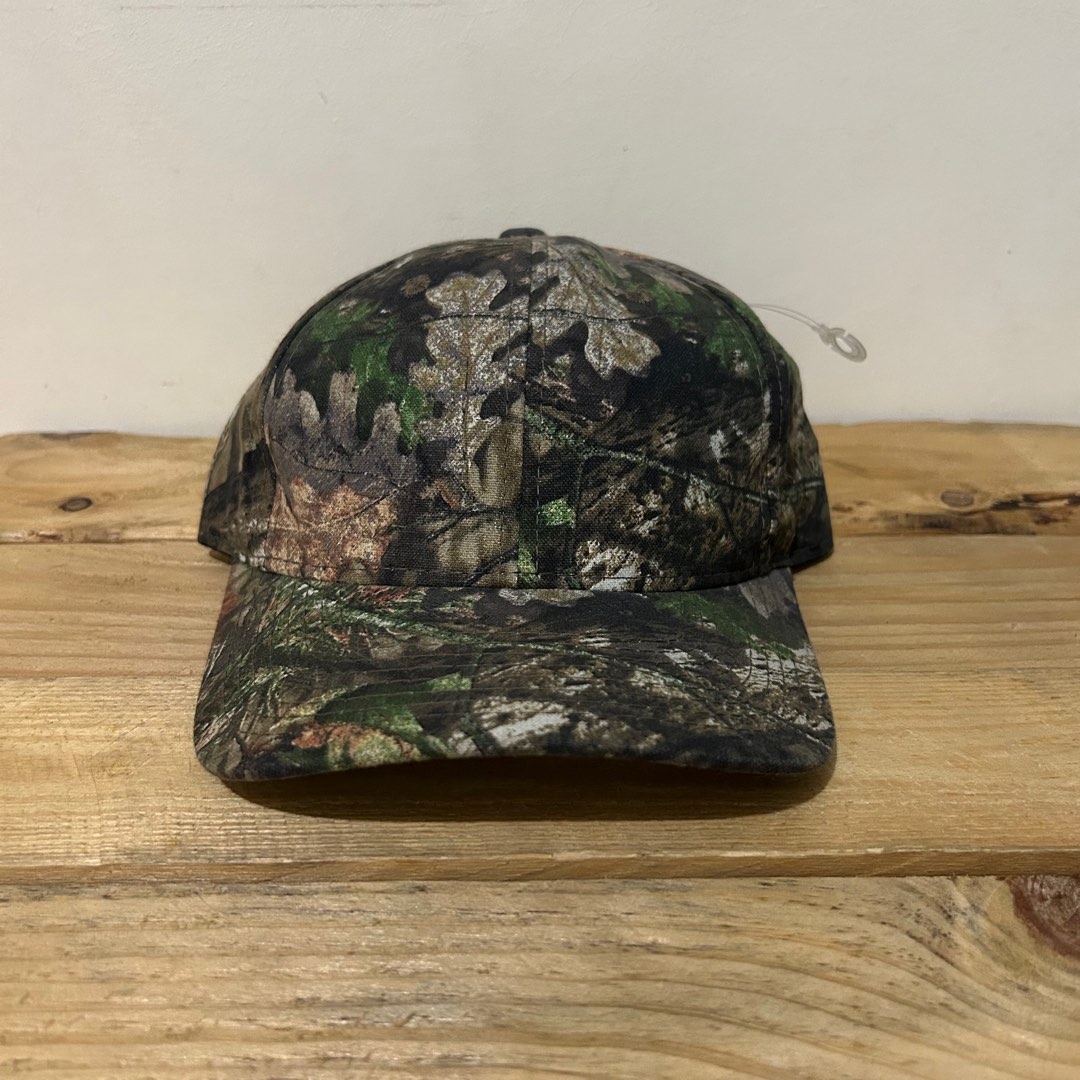 OC REALTREE CAP, Men's Fashion, Watches & Accessories, Caps & Hats on ...