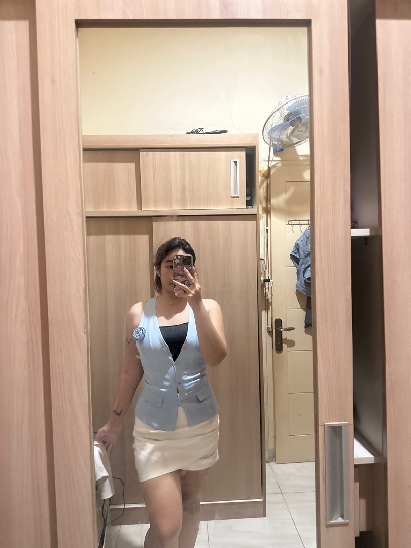 ocha wear, Fesyen Wanita, Pakaian Wanita, Atasan di Carousell