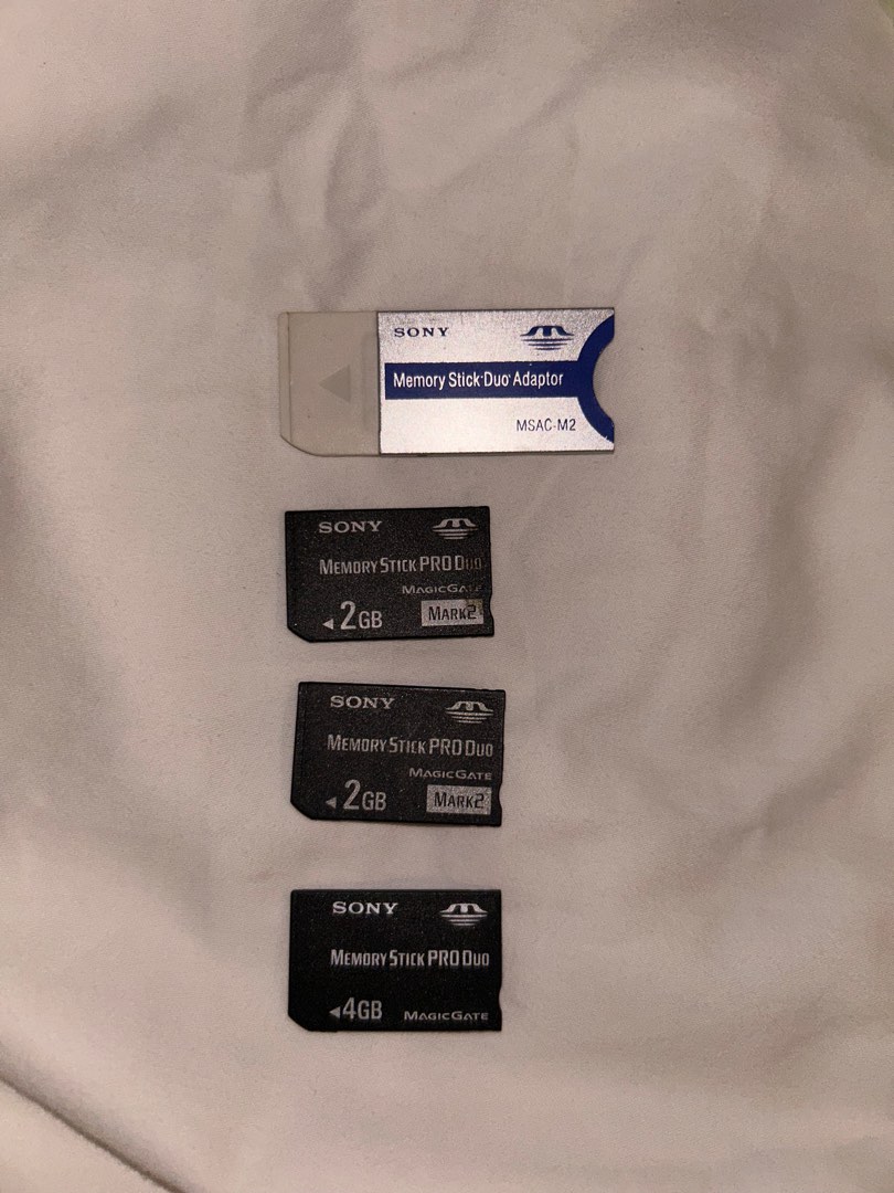 Sony Memory Stick Pro Duo & Adaptor (2GB, 4GB), Photography, Video ...