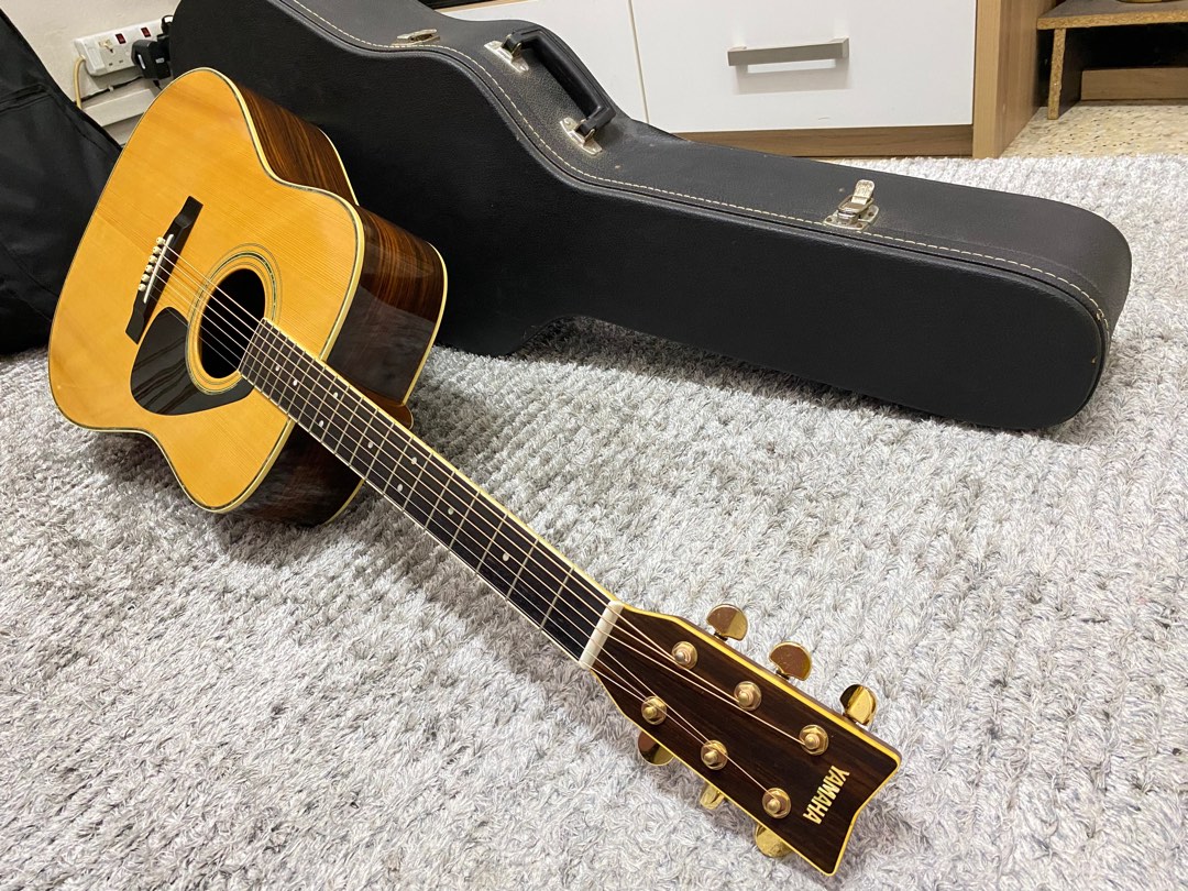 Yamaha (Made in Japan) FG400D Solid Top Acoustic Guitar, Hobbies & Toys ...