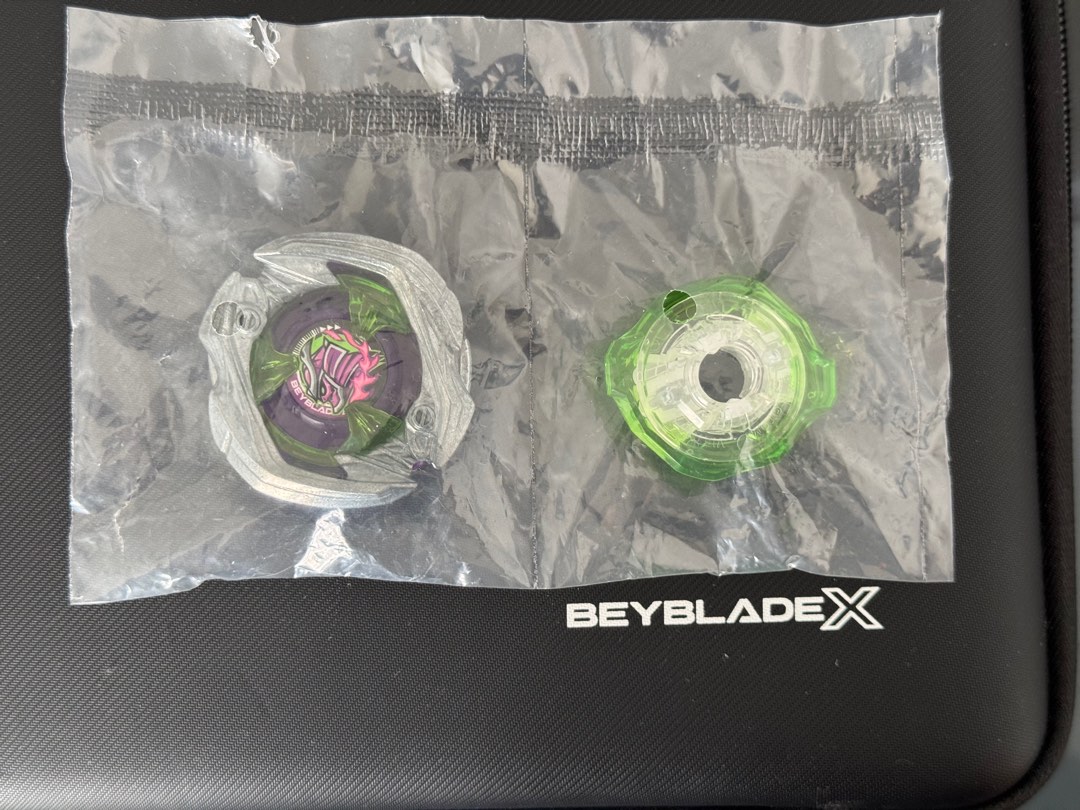 Beyblade X Samurai Saber 2-60 blade and ratchet only, Hobbies & Toys ...