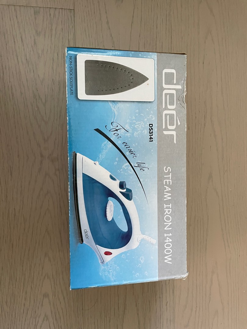 Deer steam iron 蒸氣熨斗, 家庭電器, 熨斗及掛熨機 - Carousell