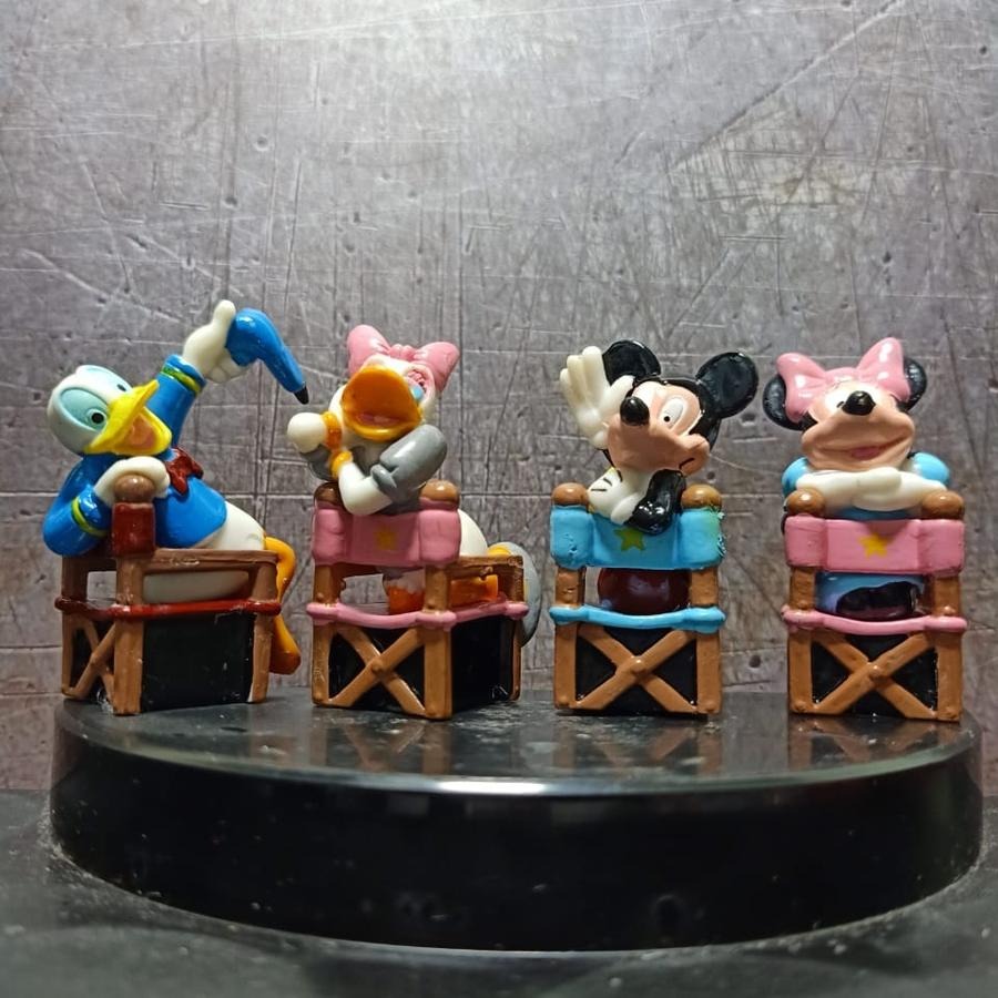 Figure Disney Hollywood Director Seat Mickey Mouse and Friends Set ...