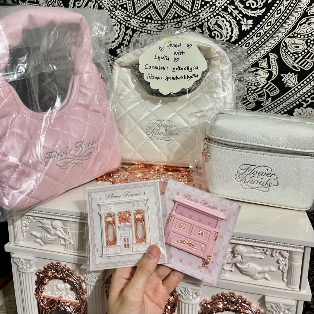 Flower Knows Merchandise Rare ( Makeup Bag , Fridge Magnet ), Beauty ...