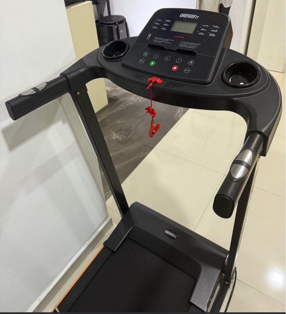 One Two Fit Treadmill, Sports Equipment, Exercise & Fitness, Cardio ...