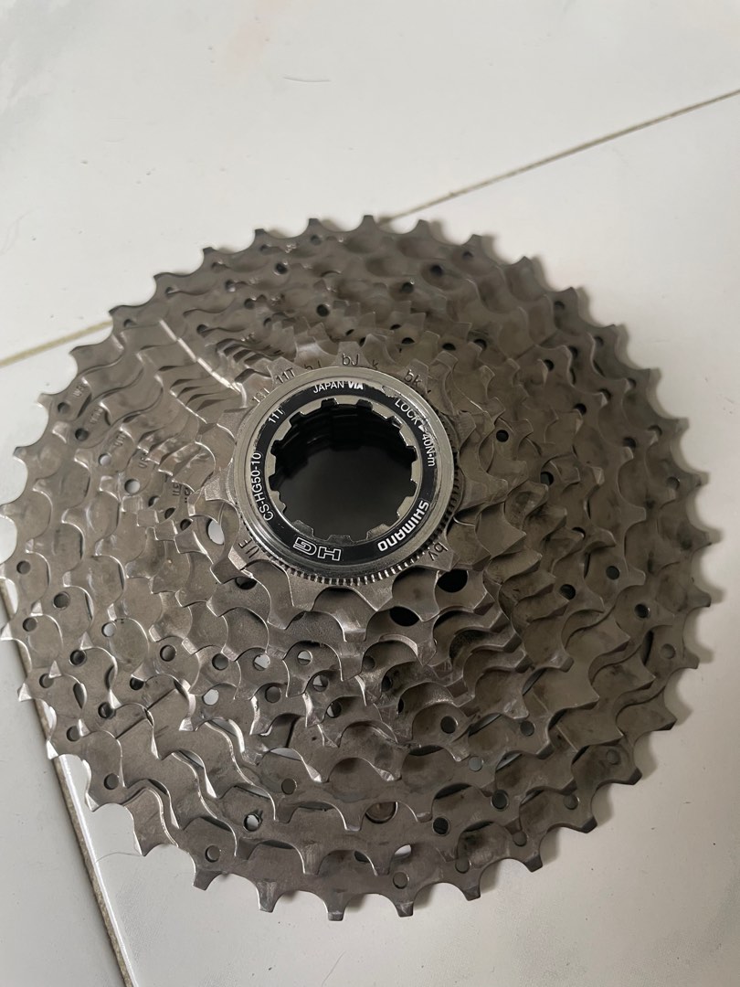 Shimano HG 10 speed cogs and chain, Sports Equipment, Bicycles & Parts ...