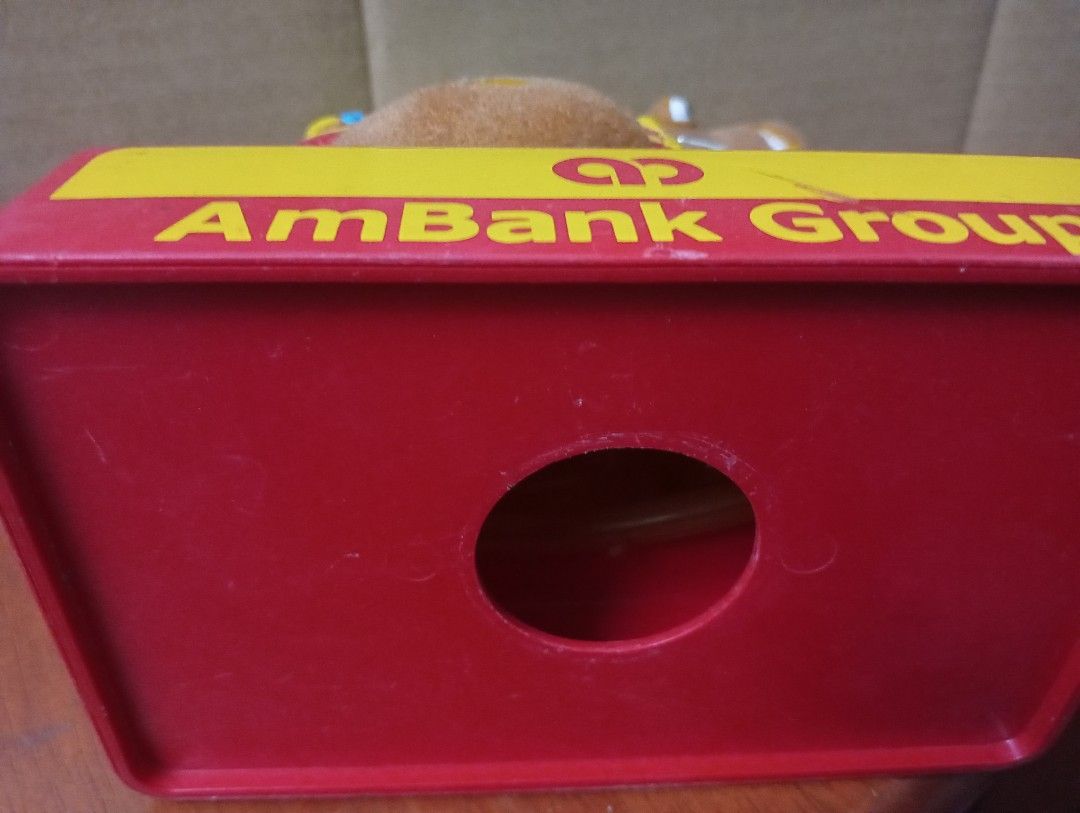 Tabung ambank Tiada penutup Condition used,rujuk gambar sebelum lock ...