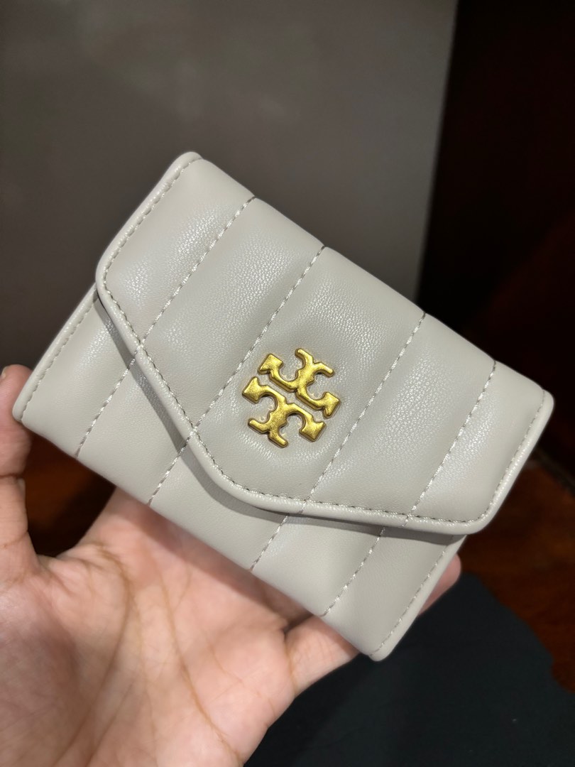 Tory Burch Card Wallet, Fesyen Wanita, Tas & Dompet di Carousell