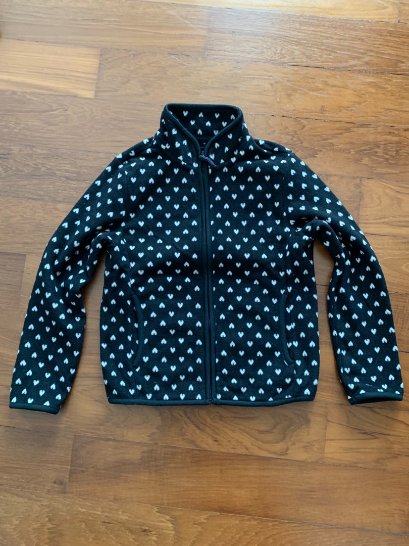Uniqlo girl warm fleece wear twice only, Babies & Kids, Babies & Kids ...