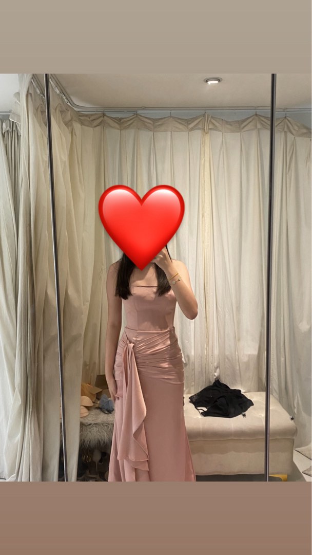 Vee Town Gown, Women's Fashion, Dresses & Sets, Evening dresses & gowns on Carousell