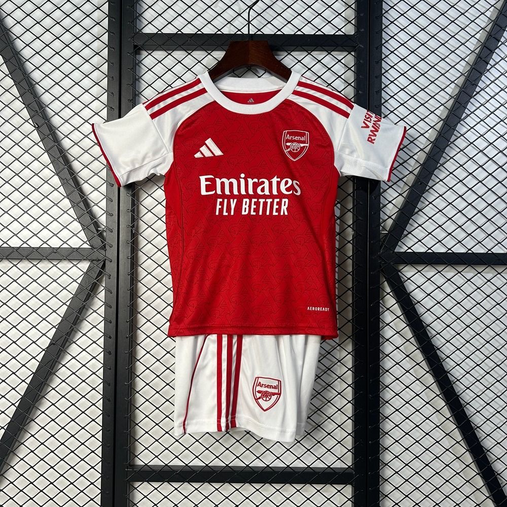 阿仙奴 25-26 Arsenal home/away kids kit 兒童短套裝, 兒童＆孕婦用品, 嬰兒及小童流行時尚 - Carousell