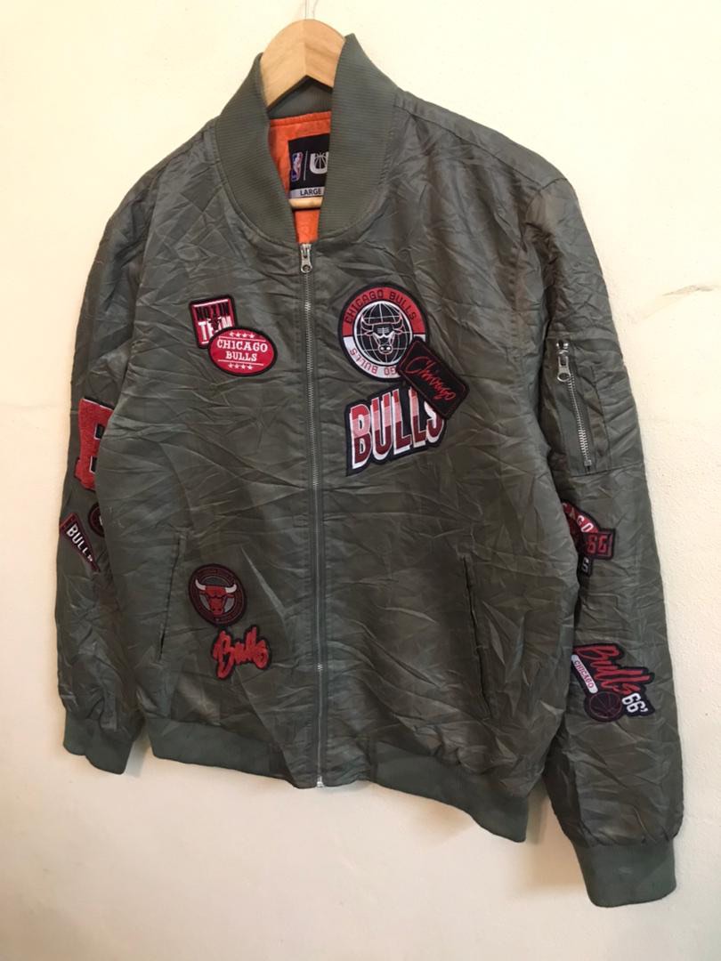 Chicago bulls bomber jacket, Men's Fashion, Coats, Jackets and ...