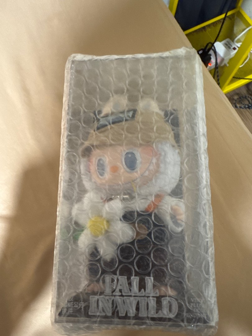 Daisy labubu, Hobbies & Toys, Toys & Games on Carousell