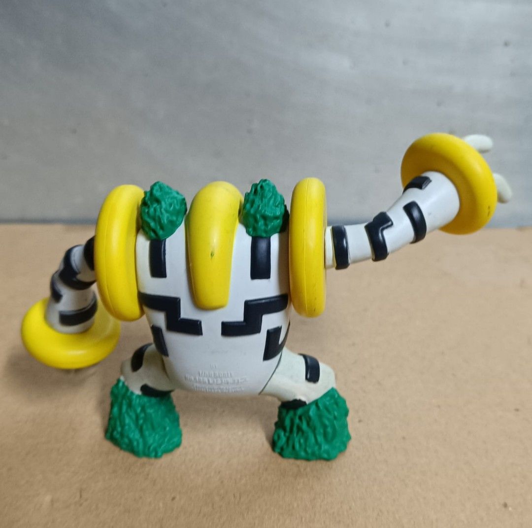DP10 Pokemon Zukan 1 / 40 Scale Regigigas Encyclopedia Takara Tomy ...