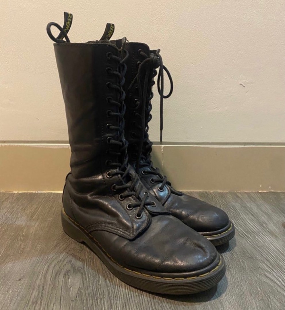 DR MARTENS HIGH BOOTS 14 HOLE SIZE 38 DOCMART ORIGINAL, Fesyen Wanita ...