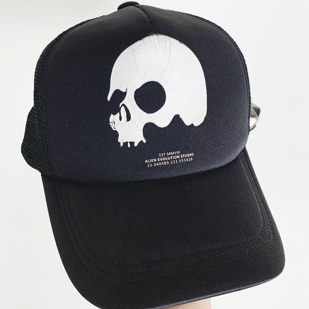 AES ALIEN EVOLUTION STUDIO LOGO 經典 早期 骷髏頭 卯釘 網帽 黑白配色 OTH-M TP0_2506 TP0_25, 他的時尚, 手錶及配件, 帽子在旋轉拍賣