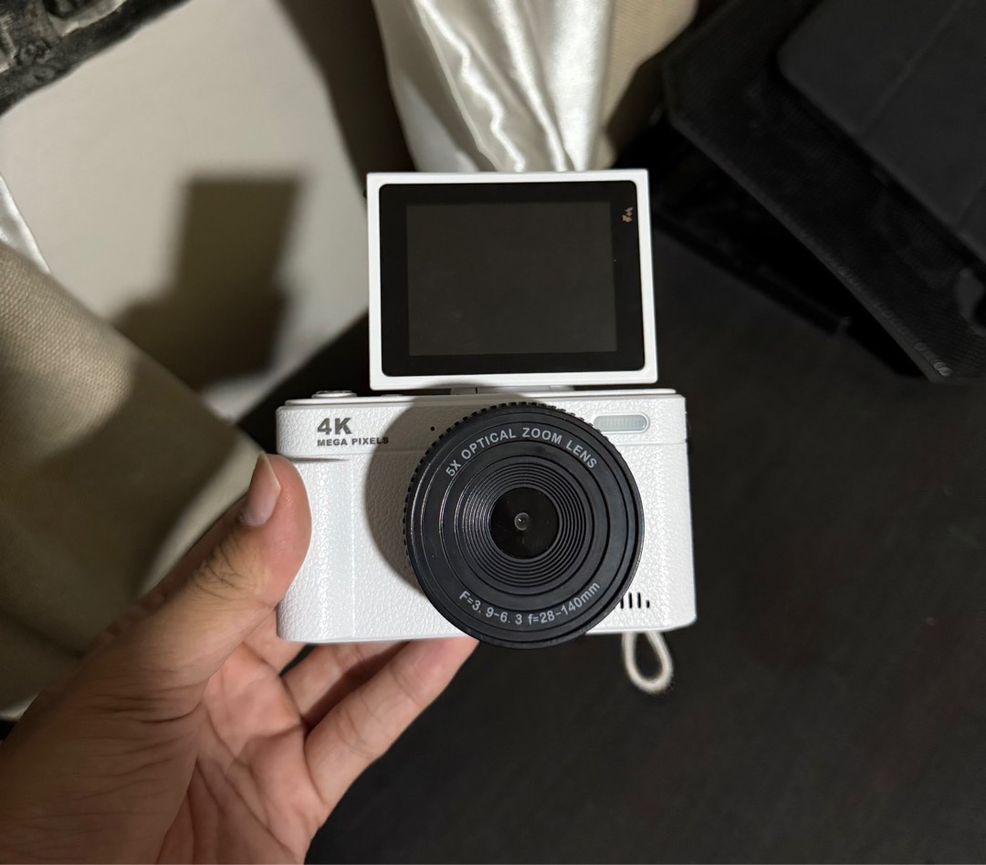 Flip Up 4K Ultra HD Digicam / Digi Camera / Film Camera, Photography ...