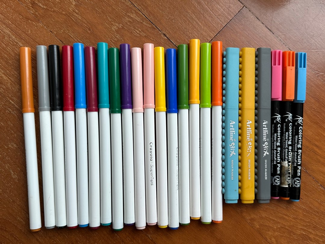 free crayola supertips/ artline stix/ koi colouring brush pens, Hobbies ...