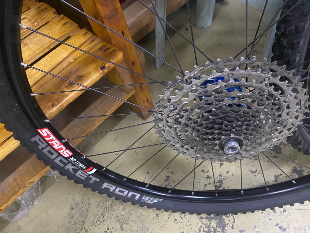 Hope pro 4 wheelset tubeless, Sports Equipment, Bicycles & Parts ...