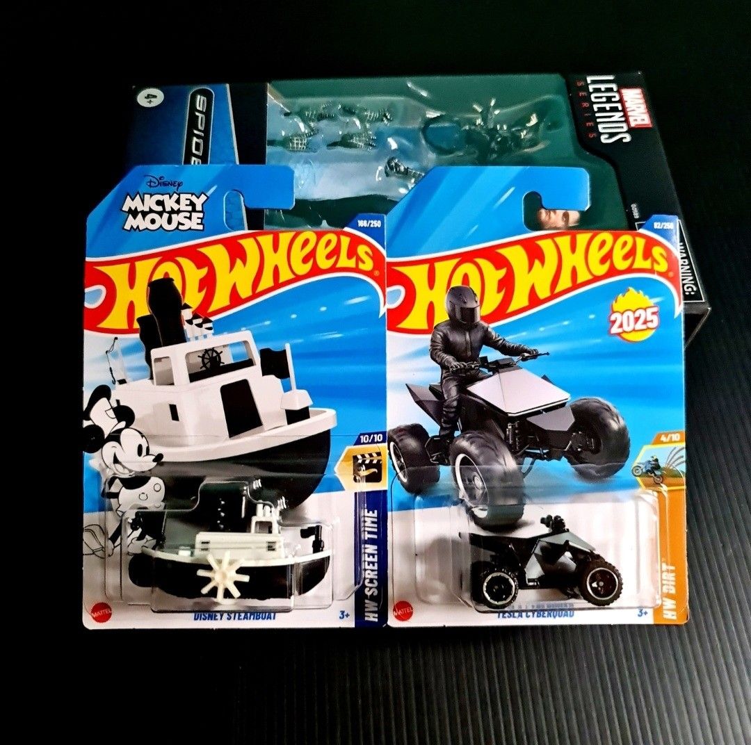 Hot Wheels Mickey Mouse Disney Steamboat ( Black & White ), Tesla ...