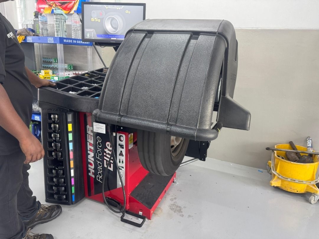 Hunter Road Force Elite Wheel Balancing, Car Accessories, Car Workshops ...