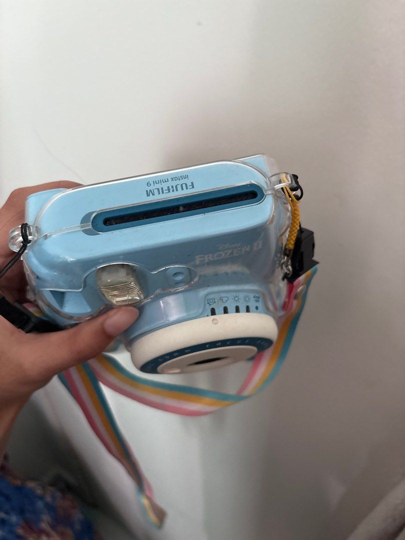 instax 9 edition frozen, Photography, Cameras on Carousell