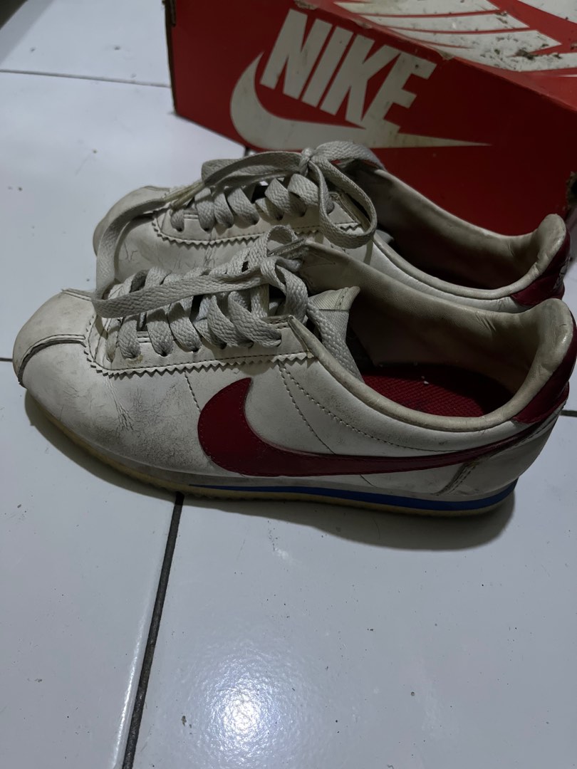 Nike cortez original, Fesyen Wanita, Sepatu di Carousell