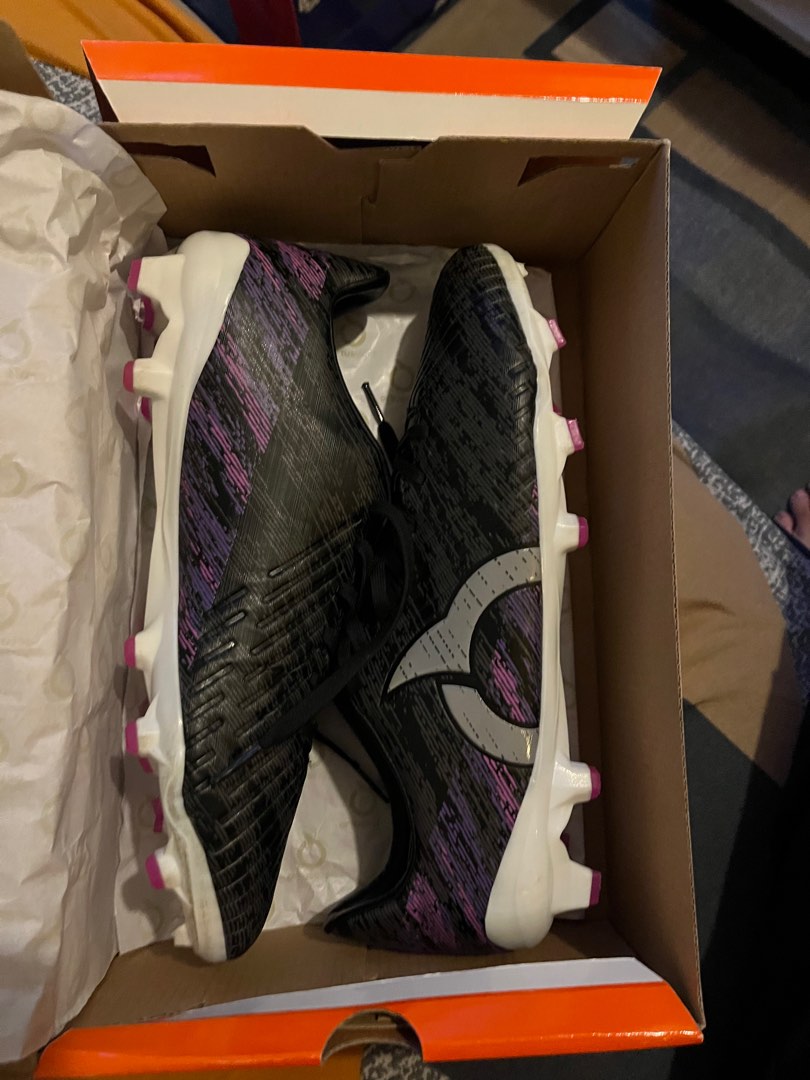 Ortuseight Forte Vantage v2 football boots, Men's Fashion, Footwear ...