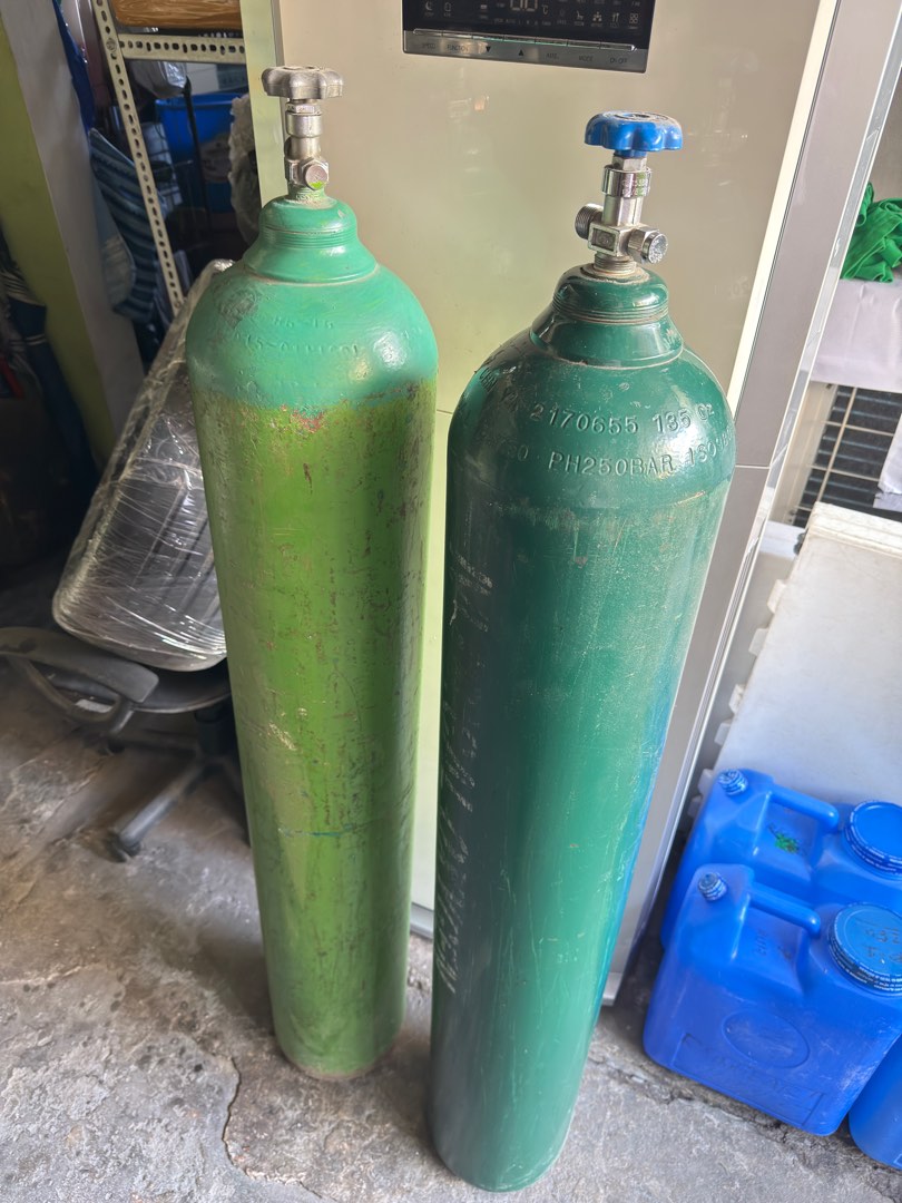 Oxygen tank 50 lbs with refill, Health & Nutrition, Medical Supplies ...