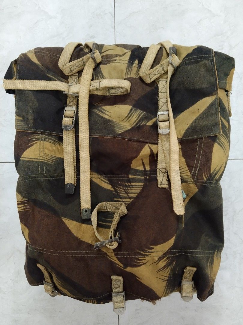 Rucksack Army Vintage Celoreng Brush Stroke, Men's Fashion, Bags ...